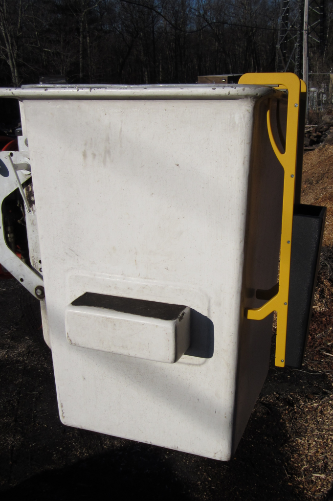 Outside mounted Bucket ChainSaw Scabbard | Arborist Chainsaw scabbard